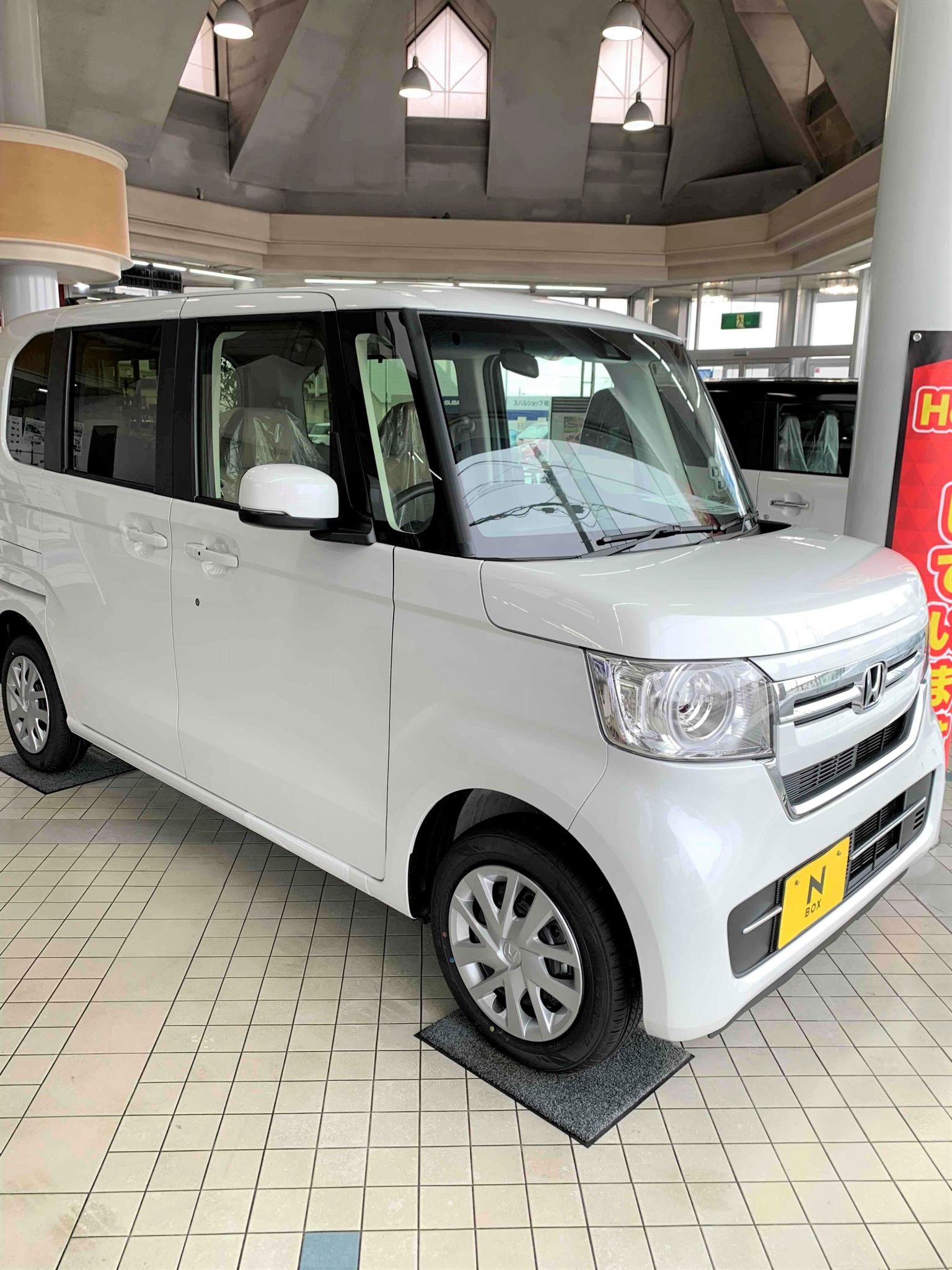 【新車展示】ホンダ NBOX 入りました！ | スバルショップ稚内 横田モータース